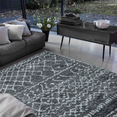 Grey Cream Geometric Luxurious Modern Shaggy Easy to clean Rug for ...