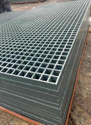 Grey GRP Open Mesh Grating Panels AntiSlip and CorrosionResistant for ...