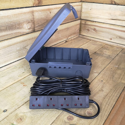 Grey Masterplug Outdoor Weatherproof Plug Dri Box with 4 Socket 10m ...