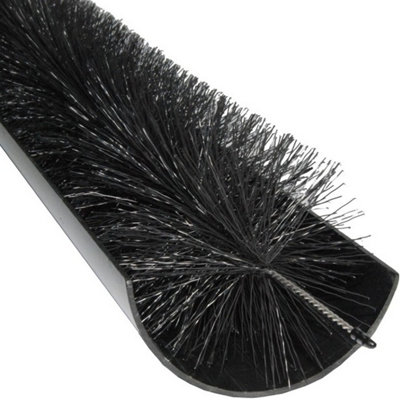 GroundMaster 7 x 4M Gutter Guard Brushes Black Downpipe Drain Filter ...