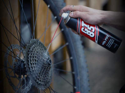 GT85 Lubricant Spray PTFE Penetrant & Water Displacer for Bikes & More ...