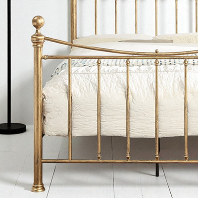 Hampstead Traditional Antique Brass Effect Double Metal Bed Frame