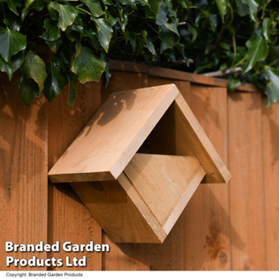 Happy Beaks Robin Nest Box Natural Roof in larch 15mm redwood Wooden ...