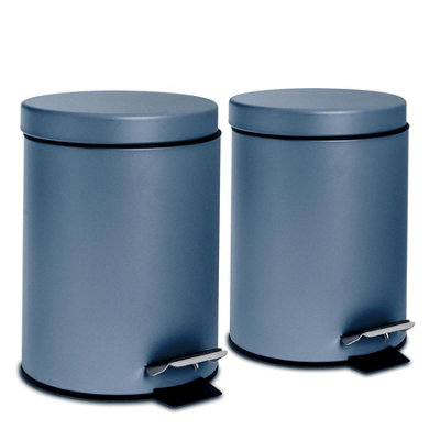 Harbour Housewares Round Bathroom Pedal Bins - 3 Litre - Matt Blue ...