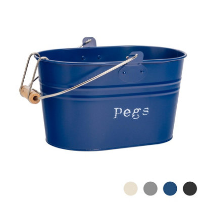 Harbour Housewares - Vintage Metal Clothes Peg Bucket - Navy | DIY at B&Q