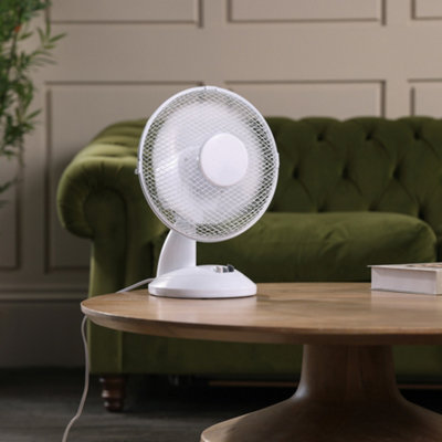 Hardys 9" Oscillating Desk Fan 2 Speed Tabletop Electric Office ...