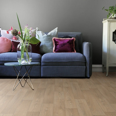 Harlemtex Hamilton Ciassic Wood Effect Slip Resistant Brown Vinyl ...