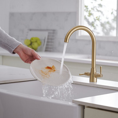 Heable Dual Lever Kitchen Sink Mixer Tap With Brushed Gold Finish And ...