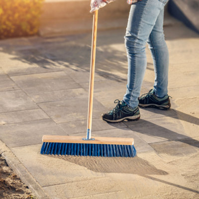Heavy Duty Garden Broom with Handle, Outdoor for Wet & Dry Surfaces, 20 ...