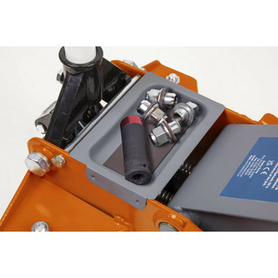 Heavy-Duty Low Entry Trolley Jack - 2250kg Capacity - Twin Piston ...
