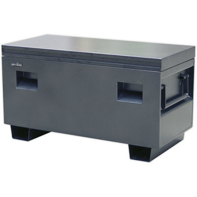Lockable truck box store