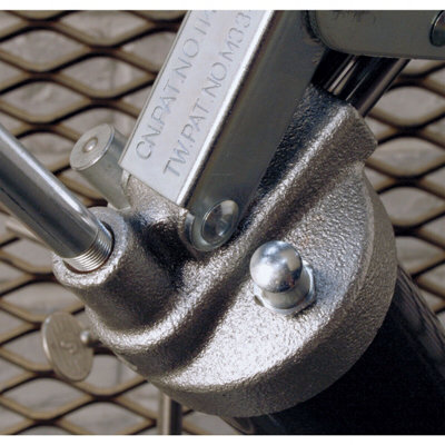 HEAVY DUTY TWIN PISTON GREASE GUN WITH 3-WAY FILL AND RUBBER GRIP