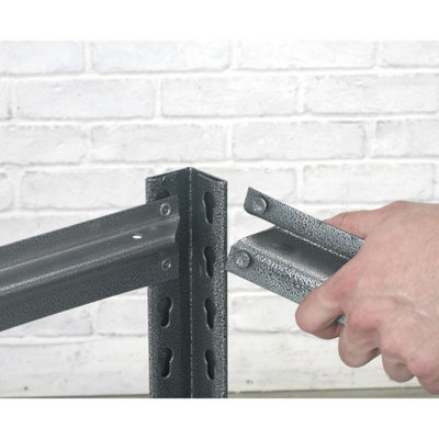 Heavy-Duty Warehouse Racking Unit with 5 MDF Shelves and 600kg Capacity