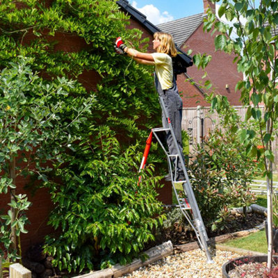 Henchman Tripod Ladder PRO - 1.8m | DIY at B&Q