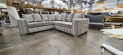 Hendi Corner - Truffle Scatterback