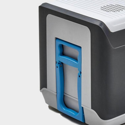 Hi-Gear 45L Portable Wheeled Fridge with 12V In Car Socket & 240V Mains ...