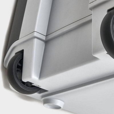 Hi-Gear 45L Portable Wheeled Fridge with 12V In Car Socket & 240V Mains ...