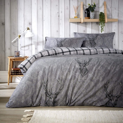 Highland Stag Duvet Set in Grey - Double