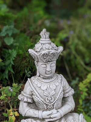 Highly Detailed Medium Stone Cast Buddha Statue