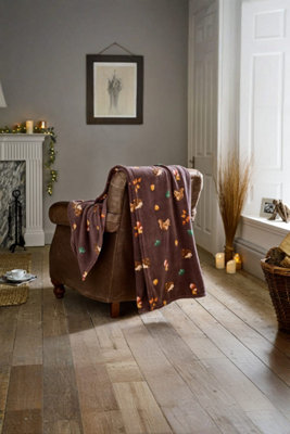 Hogging It Throw Wine Hedgehog & Woodland Animal Fleece Blanket 140x180cm