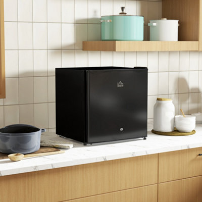 HOMCOM 46L Counter Top Fridge Mini Fridge with Lock Chiller Box Black
