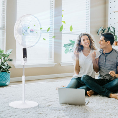 HOMCOM 54 Pedestal Stand Fan, 3 Speed 3 Mode, LED Panel, 3M Remote ...