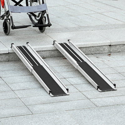 HOMCOM Aluminium Telescopic Wheelchair Ramps, 122cm, 270kg, Folding Ramp