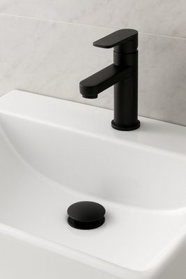 Home Range Black Dome Slotted Basin Waste With Tube Extention (Brass Nut)