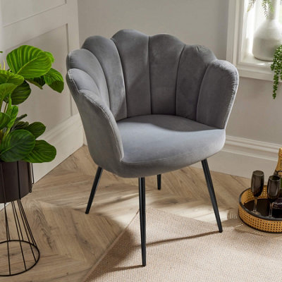 Scallop chair grey store