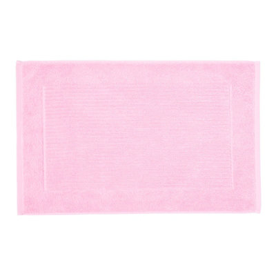Homescapes Imperial Plain Cotton Pink Bath Mat | DIY at B&Q