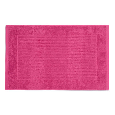 Homescapes Imperial Plain Cotton Raspberry Bath Mat | DIY at B&Q