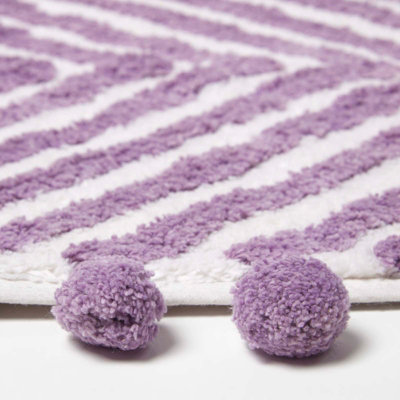 Homescapes Lilac Cotton Bath Mat Tufted Zig Zag with Pom Pom Edges 50 x ...