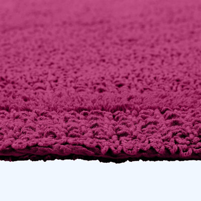 Homescapes Luxury Reversible Cotton Bath Mat Set - Raspberry