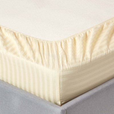 Homescapes Yellow Cotton Stripe Fitted Cot Sheets 330 Thread Count, 2 Pack