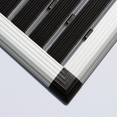 Hometex Premium Aluminium Outdoor Entrance Mat - 40 x 60cm