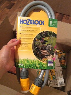 HOZELOCK UNIVERSAL CONNECTION KIT 1.5M HOSE REEL AND CART TO TAP ...