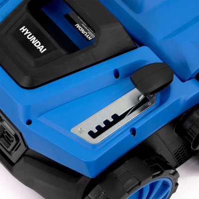 Hyundai 14 inch 36cm 2 in 1 1600W Electric Lawn Scarifier and Aerator with 45L Collection Bag ...