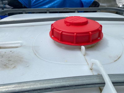 IBC portible water storage tank top lid 155mm with optional vents ...