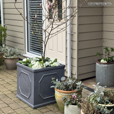 IDEALIST™ 55cm Square Planter, Chelsea Grey Flower Box Garden Planter ...
