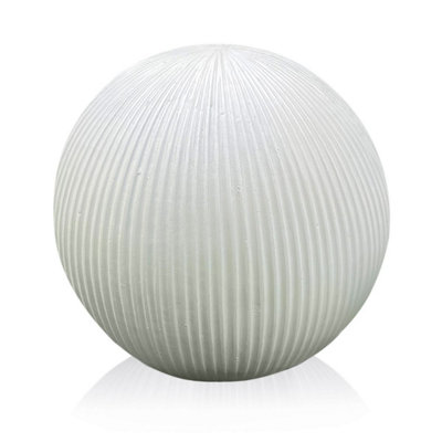 IDEALIST Vertical Ribbed White Outdoor Garden Decorative Ball D24.5 H22.5 cm | DIY at B&Q