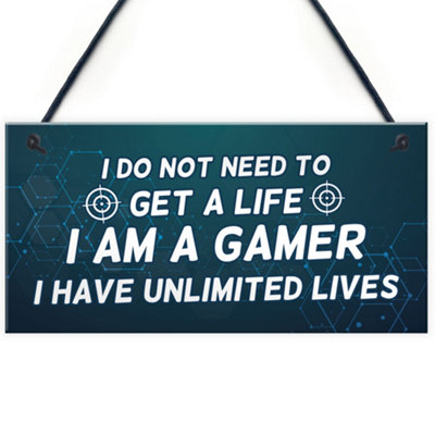 IM A GAMER Sign Funny Gamer Gift Hanging Plaque For Bedroom Man Cave ...
