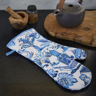 India Blue Graphic Print Gauntlet Oven Glove