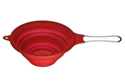 Interiors By Premier Versatile Red Silicone Zing Strainer, Collapsible ...