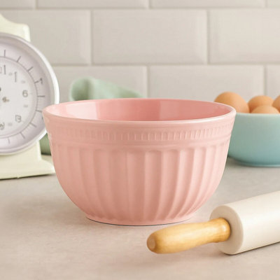 Interiors by Premier Versatile Small Pink Mixing Bowl, Durable Mixing ...