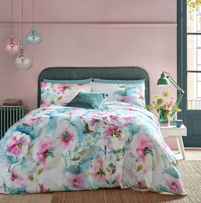Isabella Floral Duvet Cover Bedding Pillowcases | DIY at B&Q