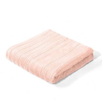 Jade Pink Extra-large Bedding Set with Rabbit Fur-like Plush Fabric ...