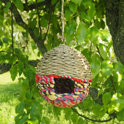 Jardinopia - Munja & Sari Round Shaped Jute Bird Box Nester