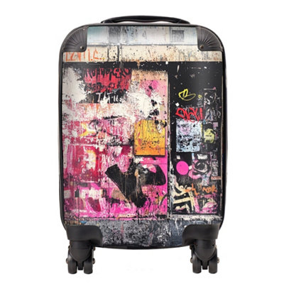 Jasper Reed: 00021 Suitcase - Mini Cabin
