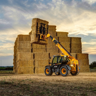 JCB Roller Tool Cabinet Wheeled Chest with Telehandler Wrap