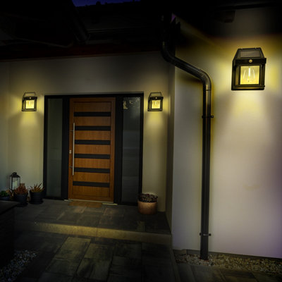 JML - Luma Lantern The motion-activated and solar-powered outdoor light